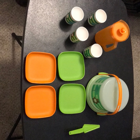 Tupperware | Other | Kids Tupperware Cake Set | Poshmark